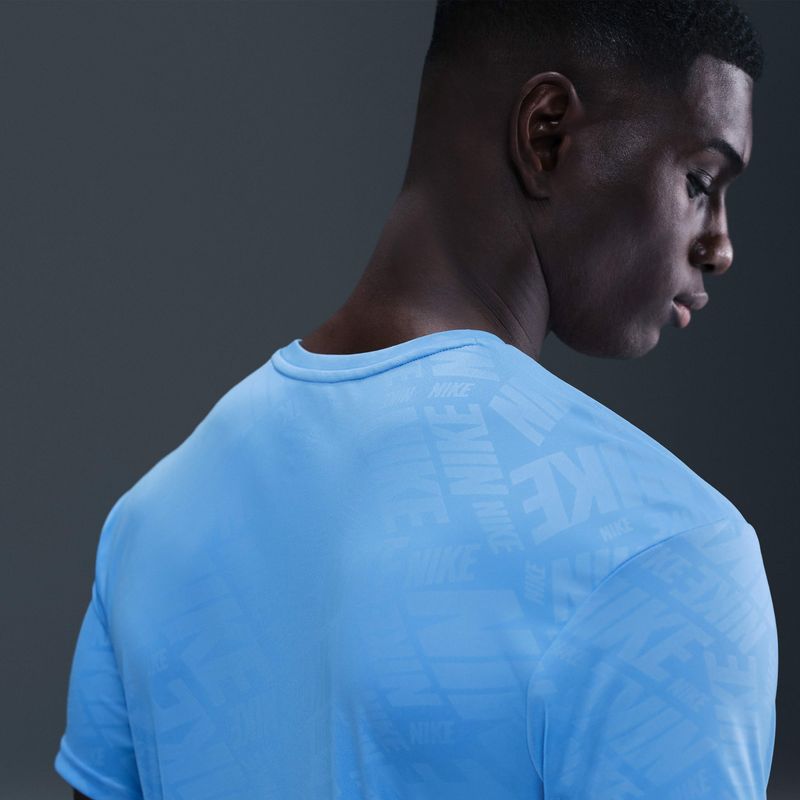 Nike Emboss Hydroguard - poleras - Nike - Nike Chile | Tienda Oficial